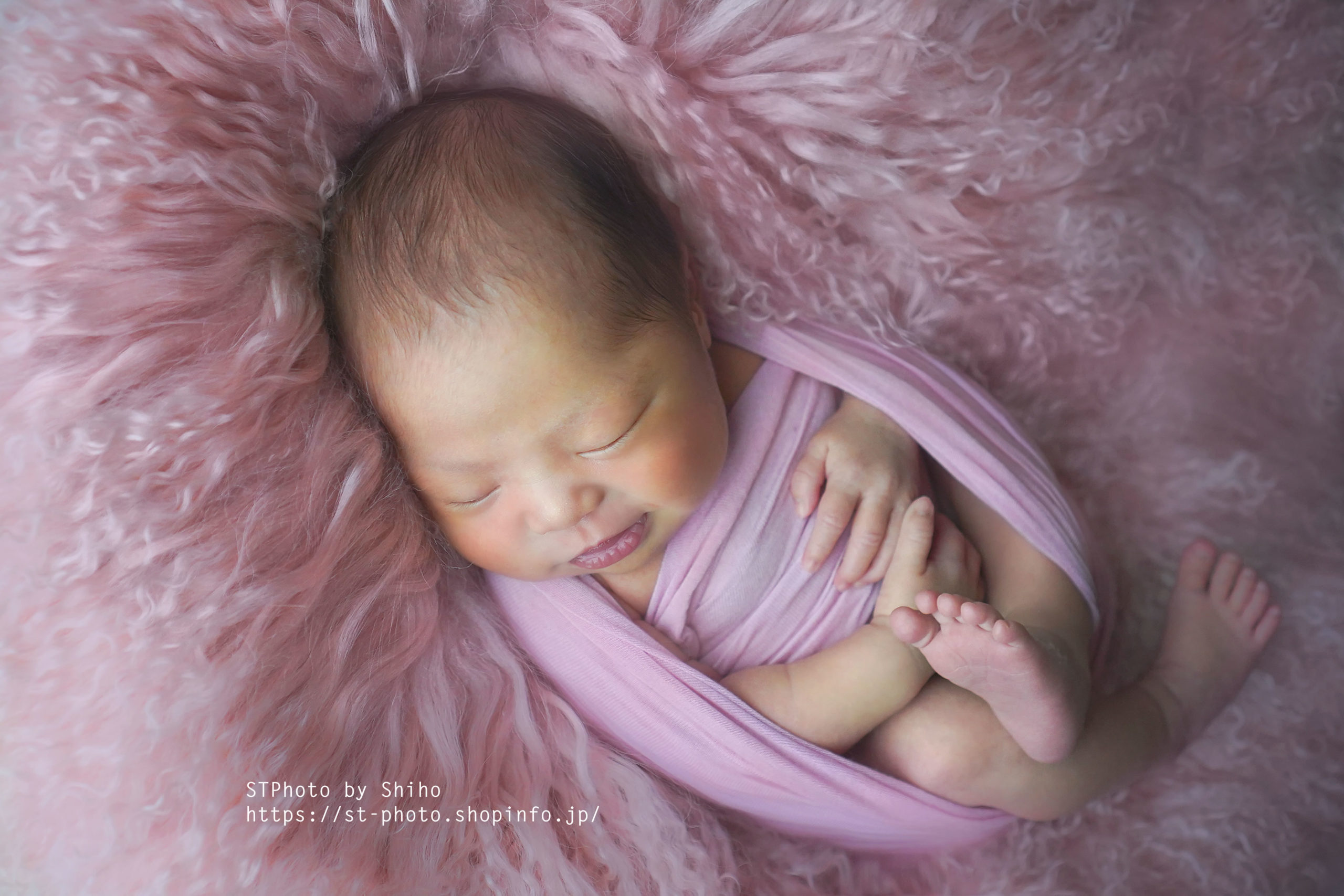 ポージング例 - 大阪のニューボーンフォト撮影｜新生児写真の出張撮影・赤ちゃん写真撮影はSTPhoto by Shiho